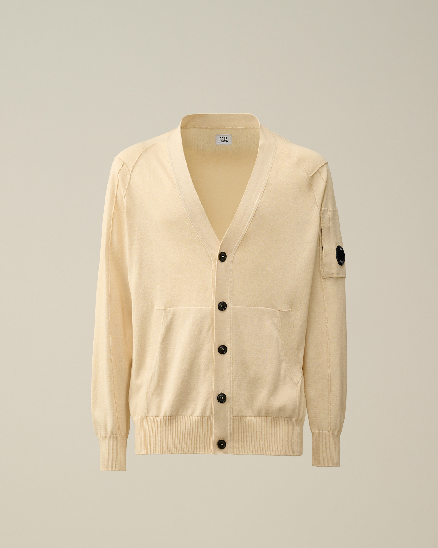 Sea Island Buttoned Cardigan | CPC USCA Online Store